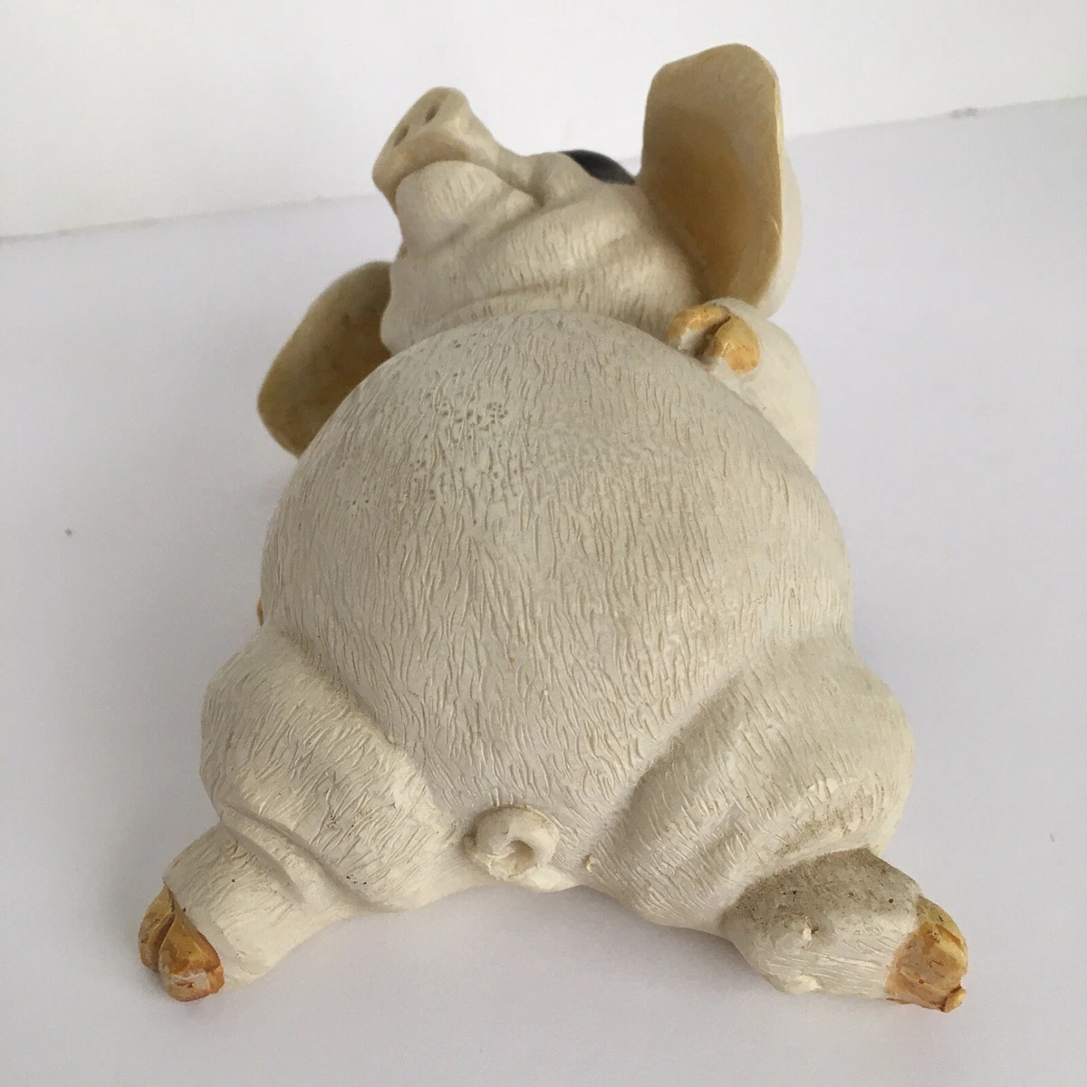 Laughing Pig Figurines