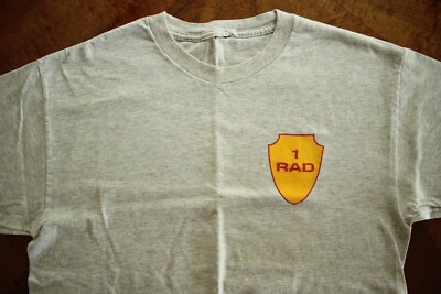 USMC MARINE CORPS 1MEF 1ST RADIO BTTN ATHLETIC PT GRAY SHORT SLEEVE T ...