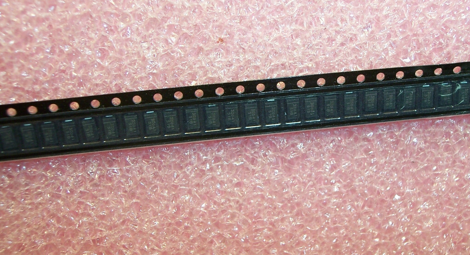 QTY (100) S1B-13F DIODES INC DO-214AC SMA 1A 100V STANDARD RECOVERY ...