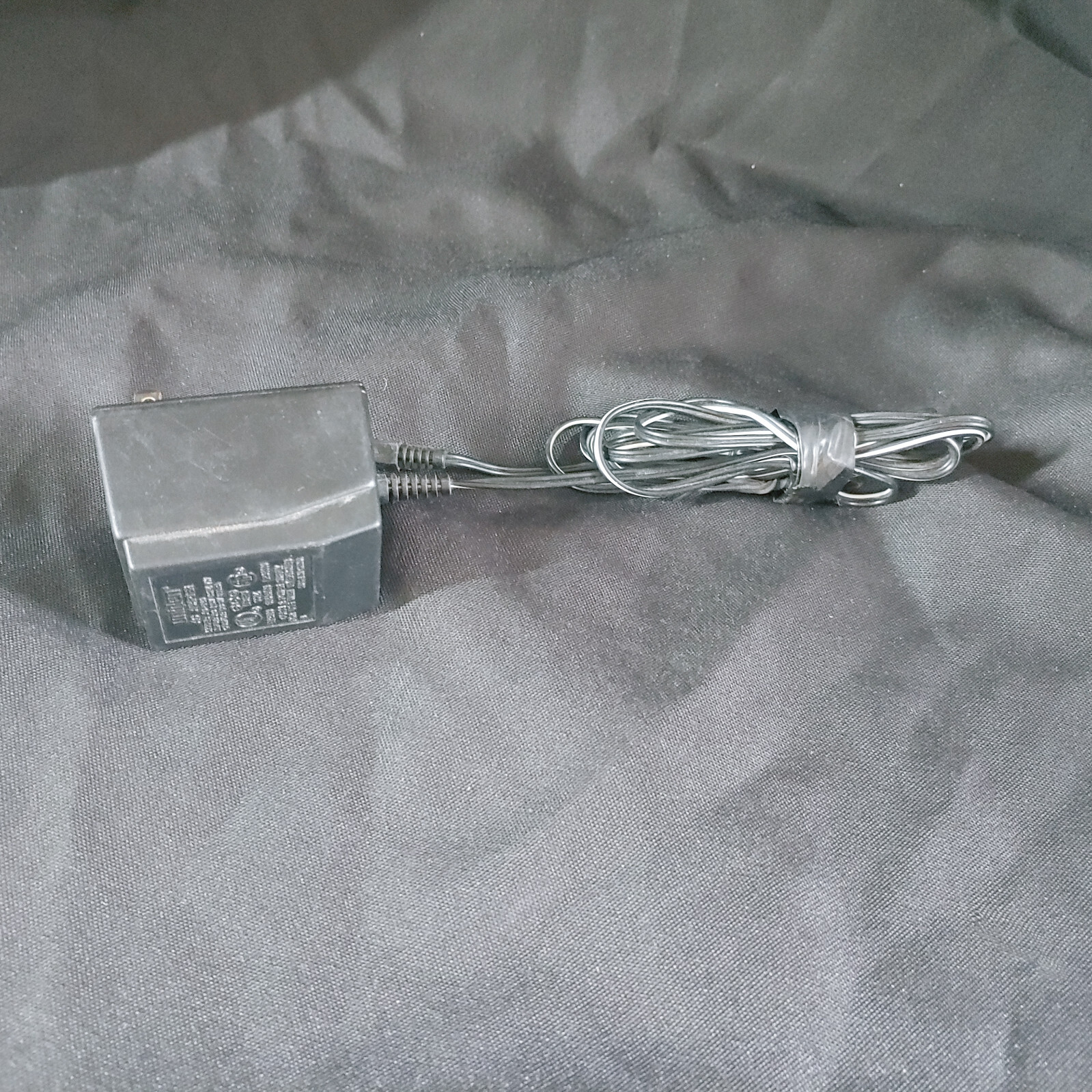 Uniden AC Adapter Model AD-420 Input AC 120V 60Hz 6W Output DC 9V 350mA ...