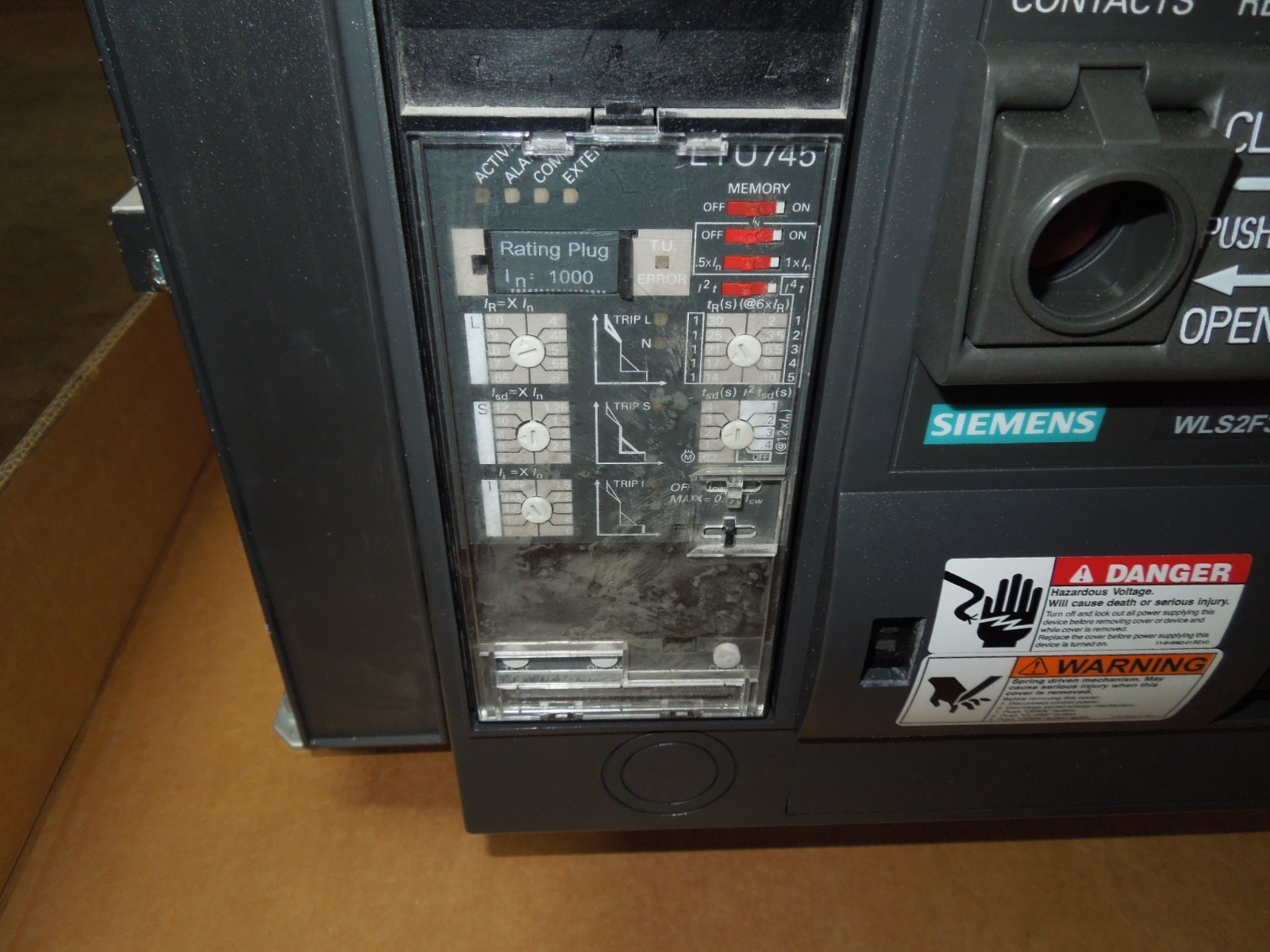 Siemens WLS2F312 1200A Frame 1000A Rated 600V Power Breaker MO/FM ...
