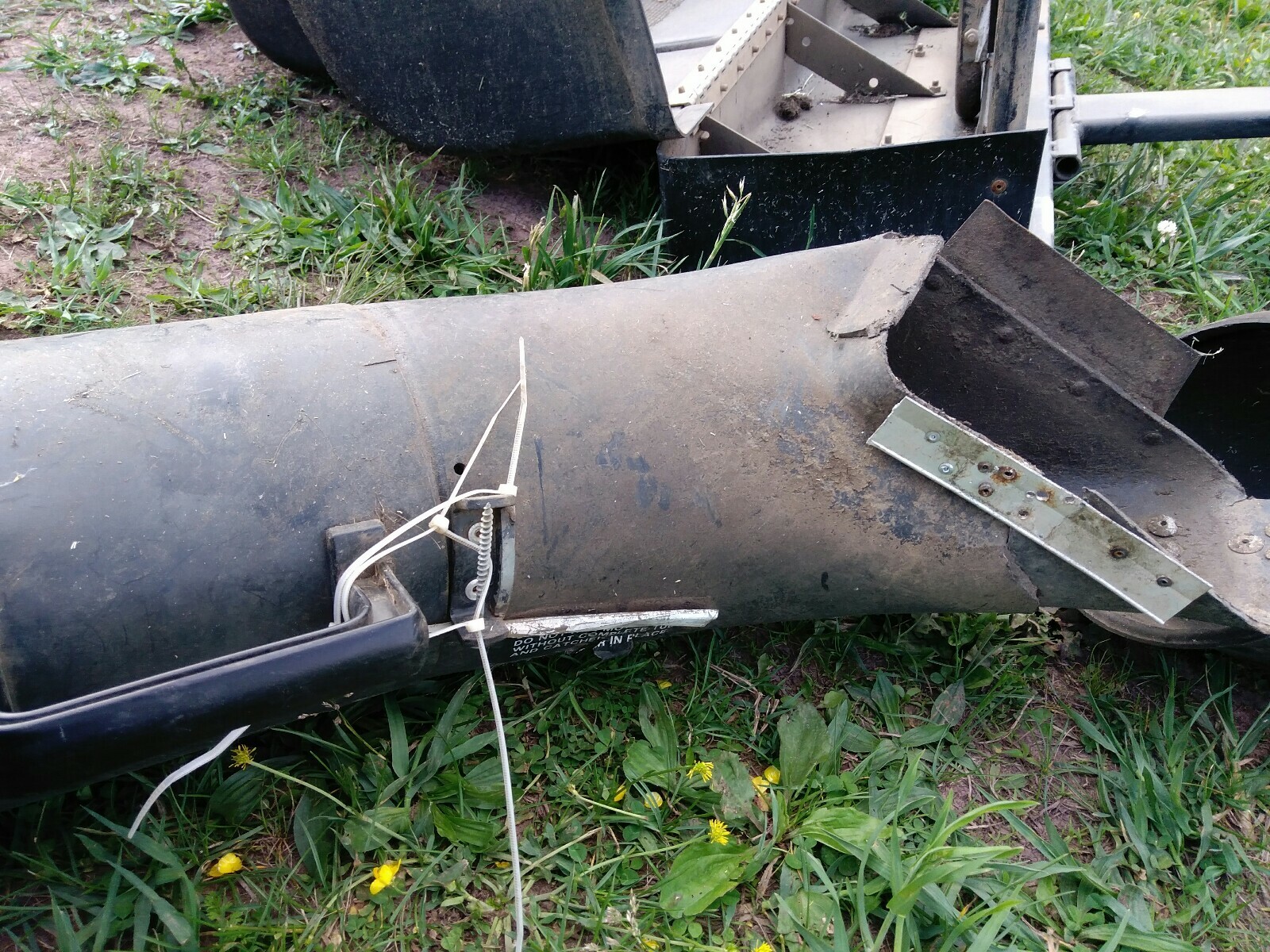 MAKE AN OFFER! Ariens Bagger Vac Grass Catcher Tube Vacuum 836008 1440 ...