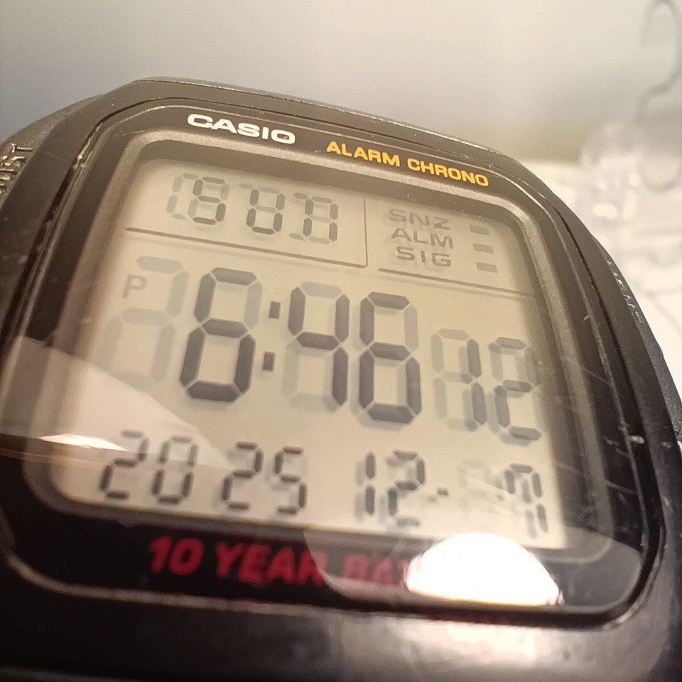 Casio W-96h Illuminator Men's Black Digital Alarm Chronograph 50m 3239 ...