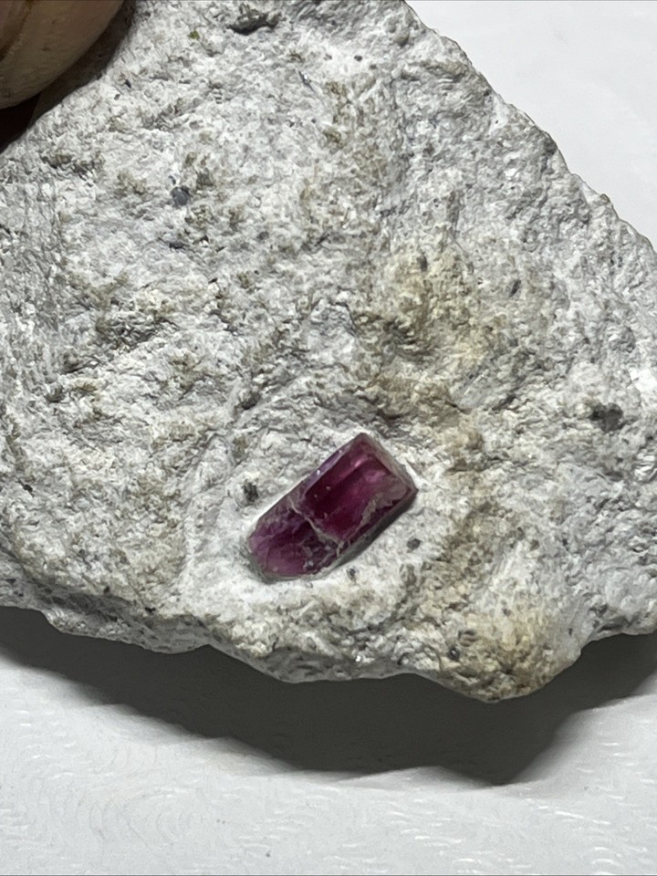 RARE GEM Red Beryl Crystal RUBY VIOLET CLAIMS, UTAH | eBay
