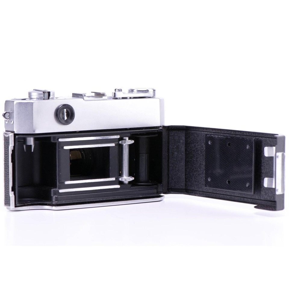 Taron VL Camera | Taronar F.C. 45mm f1.8 | White | Japan | 1959 | Not ...