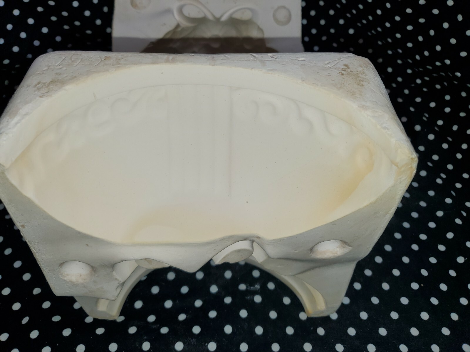 1970 Duncan Molds DM-266A Egg with a Ribbon Ceramic Slip Casting Mold ...