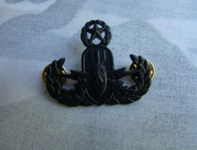 US EXPLOSIVE ORDNANCE DISPOSAL MASTER BADGE EOD PIN BADGE INSIGNIA ...