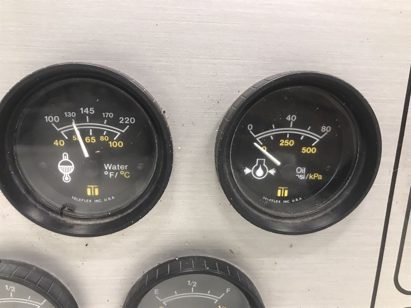 85 Sea Ray Sundancer 300 Boat speedometer tachometer gauge gauges panel ...
