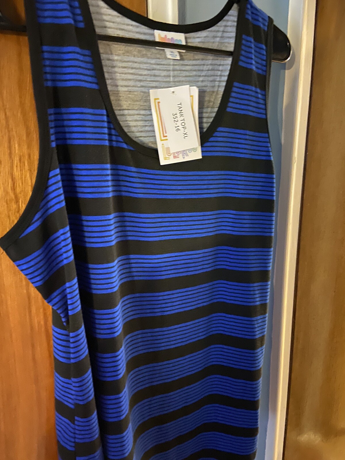 Lularoe tank top 2XL, XL and MED And XS. New With tag . YOU CHOOSE 1 ...