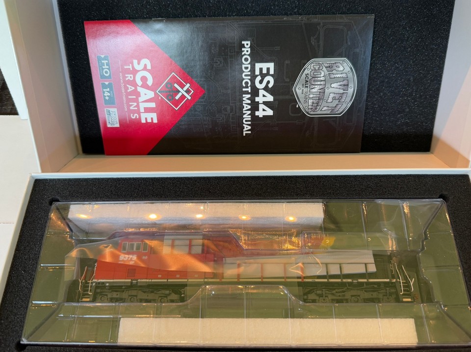 CPKC ES44AC DCC/SND RDY SCALE TRAINS RIVET WEATHERED NEW MINT #9375 CP ...