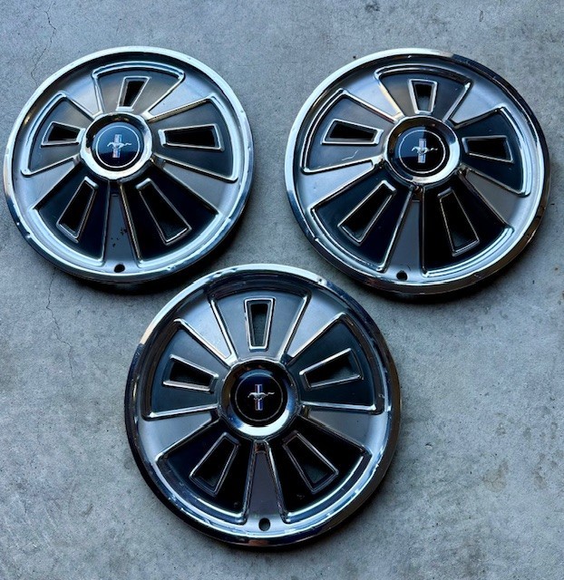 1966 ford mustang hubcaps vintage | eBay