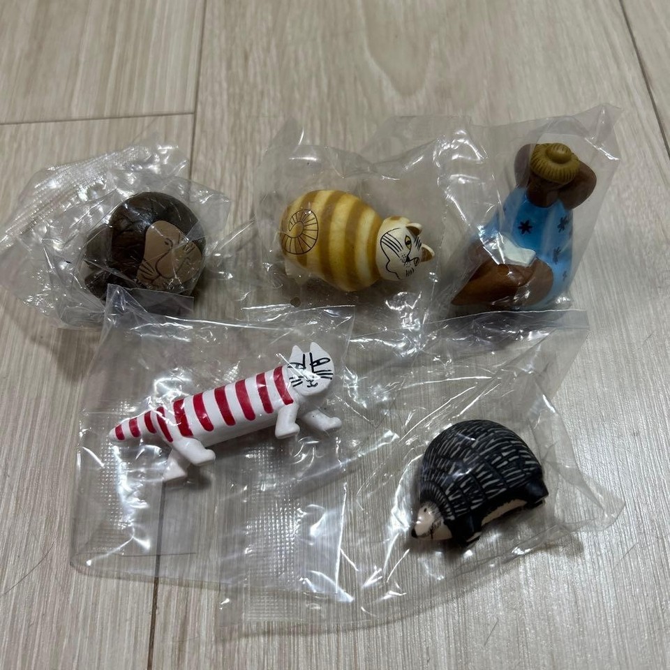 Lisa Larson Capsule Q Museum Miniature Fabrica Small Figurine Complete ...