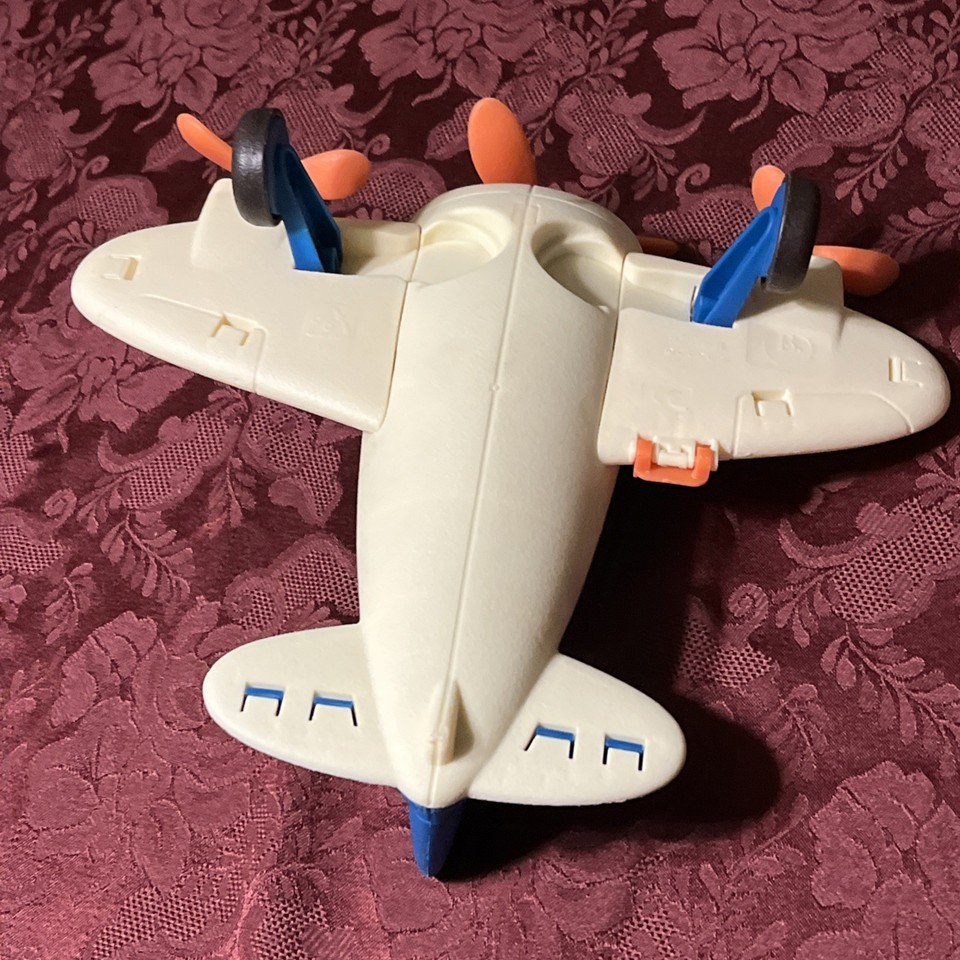 Battat Wonder Wheels Airplane Toy 10" Spinning Propellers, Folding ...