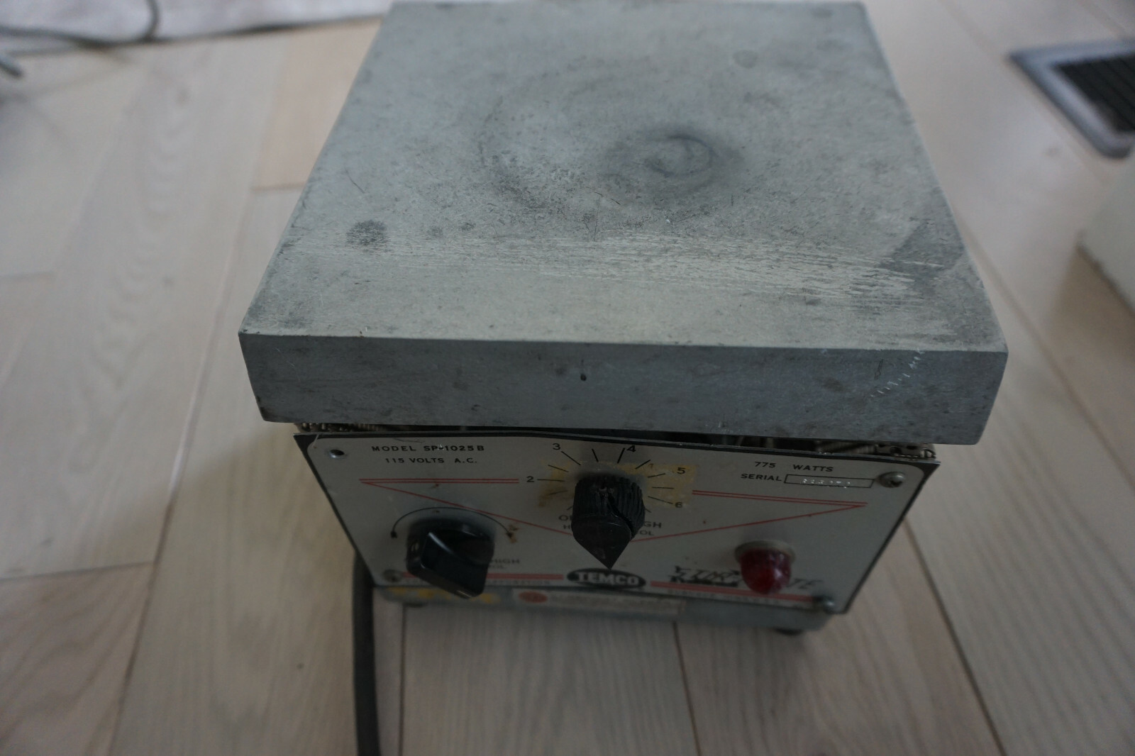 Sybron Thermolyne Midget heated Stir Plate stirrer midget hotplate ...