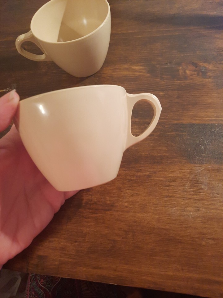 Vintage Royalon Melmac Melamine Tan Set of 4 Coffee Cups Made in USA | eBay