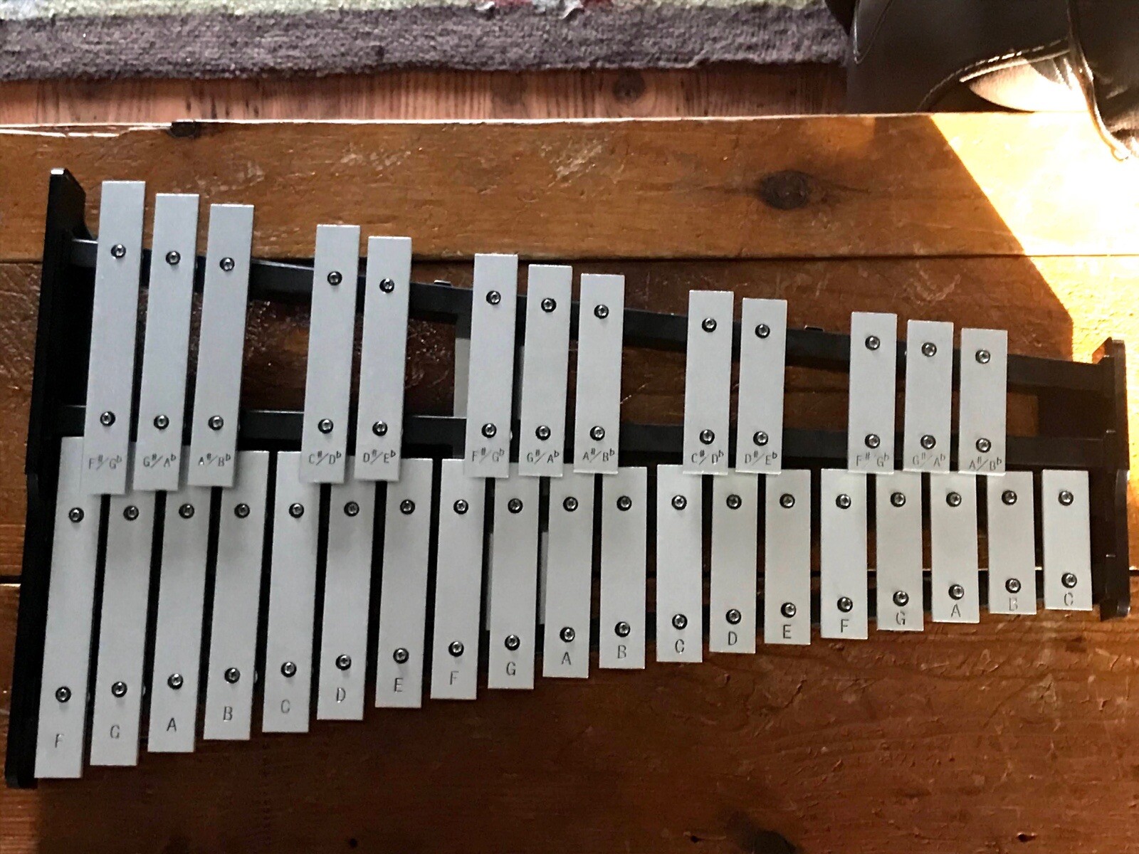 LUDWIG XYLOPHONE MALLET PERCUSSION 32 KEYS AND PRACTICE PAD WITH STAND ...