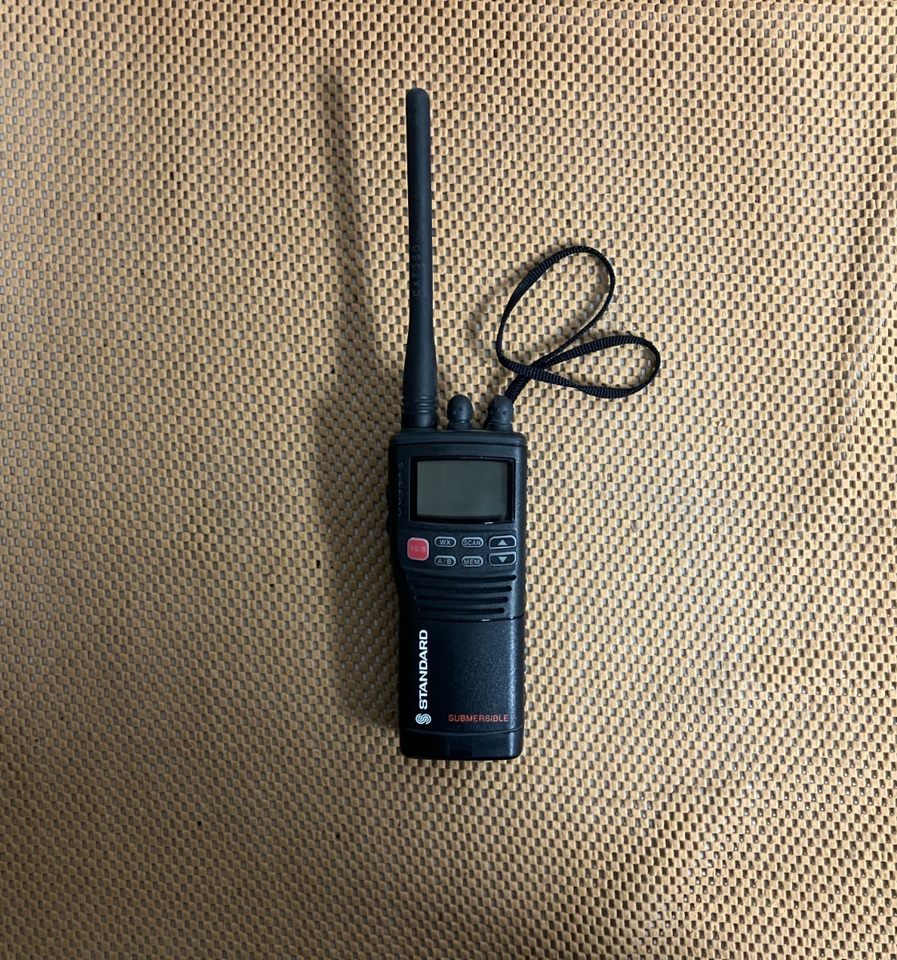 Standard Horizon HX350S Submersible 5W Marine Handheld Radio/Walkie-Talkie Works | eBay