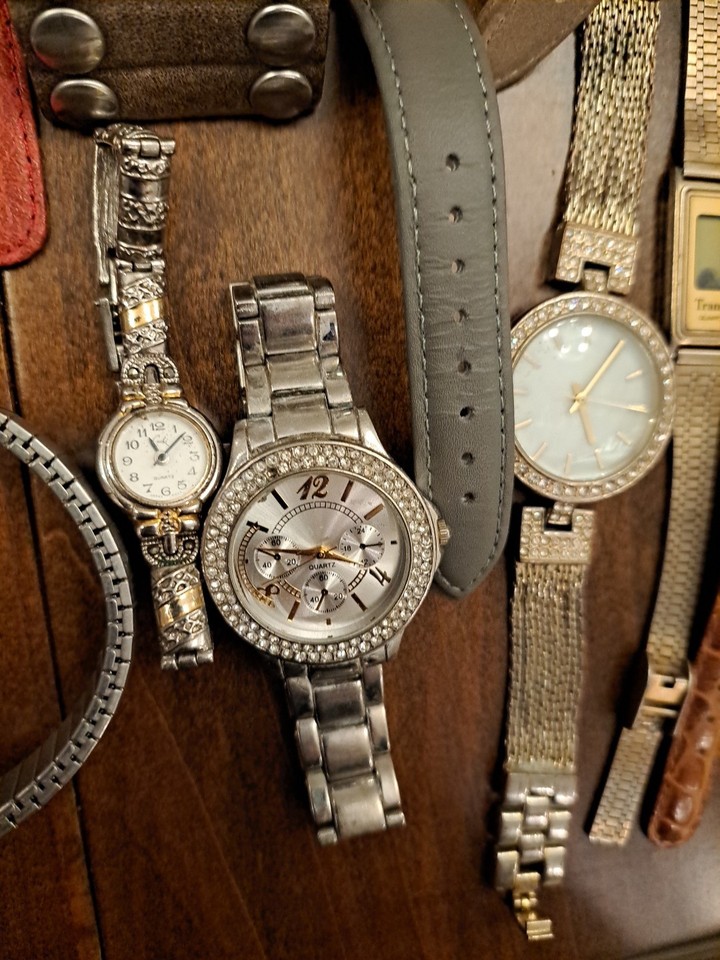 Lot of 28 Random Watches for Parts Or Repair Untested Victoria Wick ...