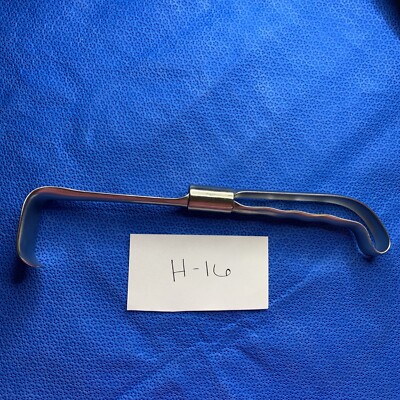 Retractors - Kelly Retractors