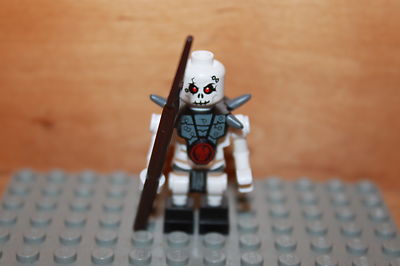 Lego Ninjago - Ninja - Chopov Figur Geist Skelett mit Speer aus Set ...