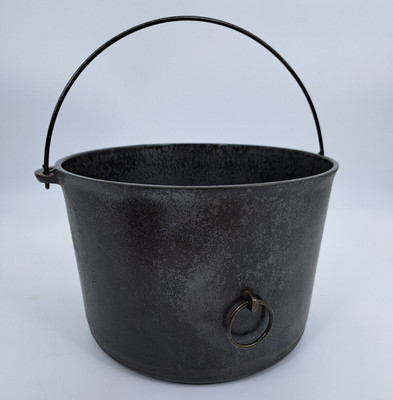 Wagner Ware #8 Cast Iron Flat Bottom Kettle, Pot, Cauldron (Restored ...