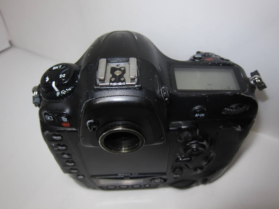 Nikon D4 16.2MP FX Digital Camera w/BOX Shutter Count 144066 from japan ...