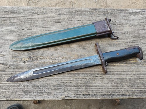 World War II Pal US M1 Garand Bayonet Flaming Bomb With Matching ...