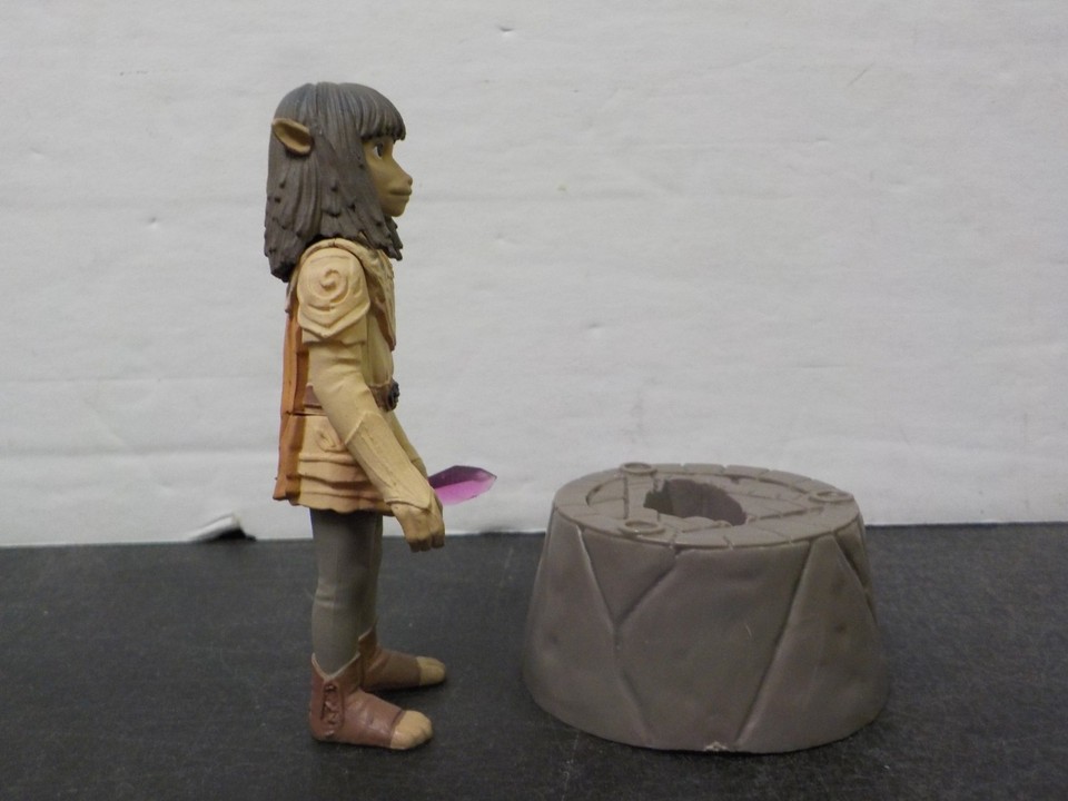 G1126 Funko Super 7 Reaction Dark Crystal JEN Action Figure | eBay