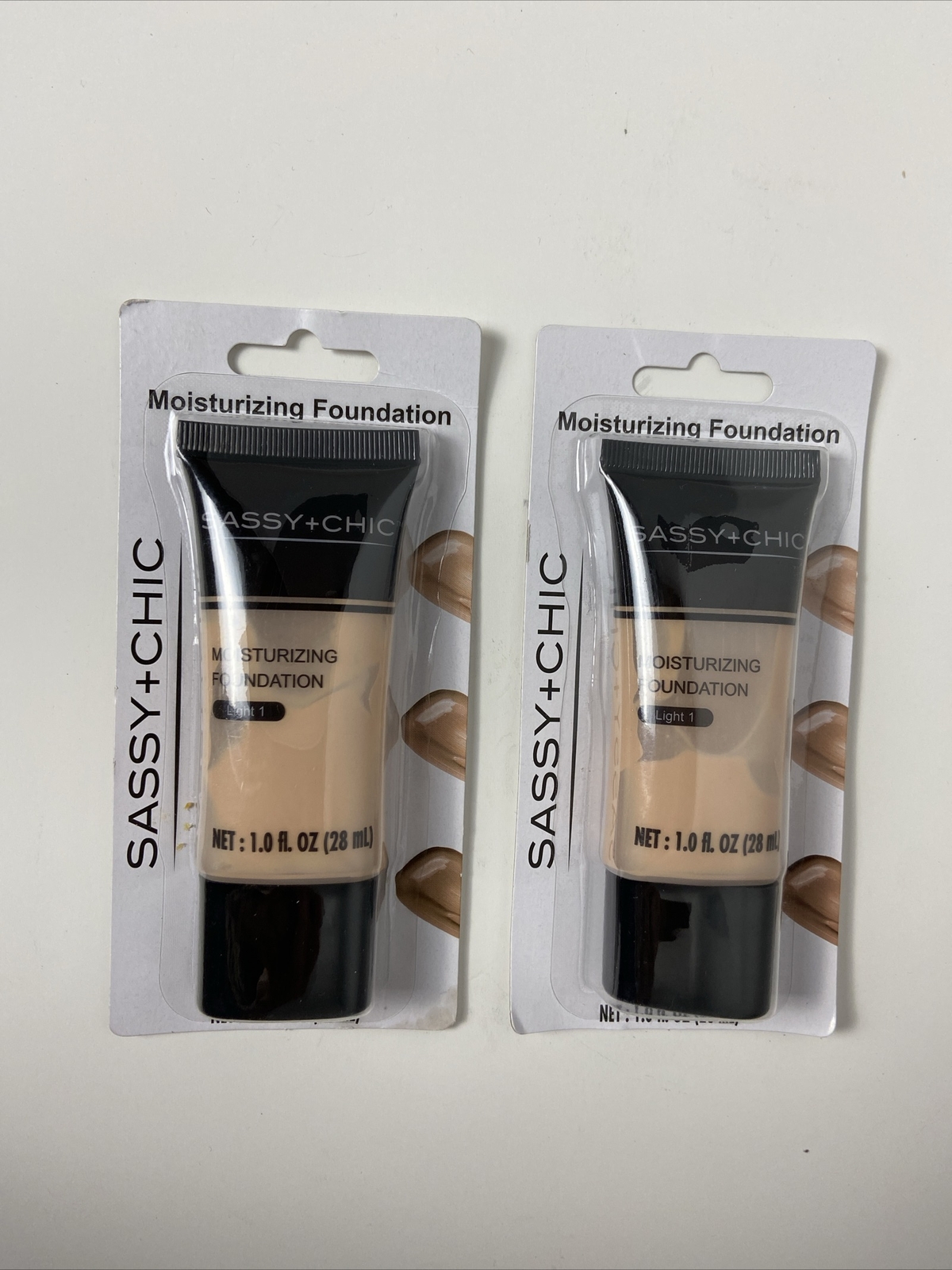 Sassy Chic Moisturizing Foundation Light 1 One Ounce New Sealed Lot of ...
