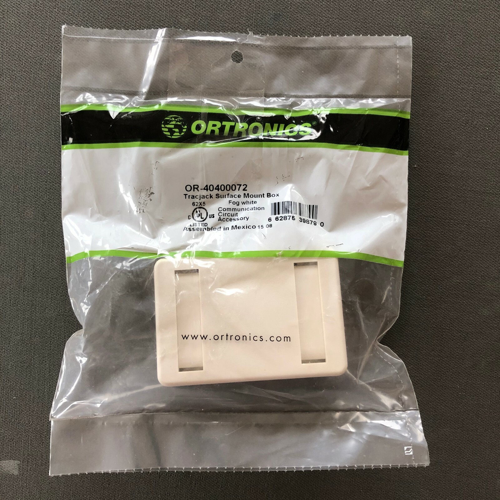 Ortronics OR-40400072 Tracjack Surface Mount Box 4-Port, Fog White ...