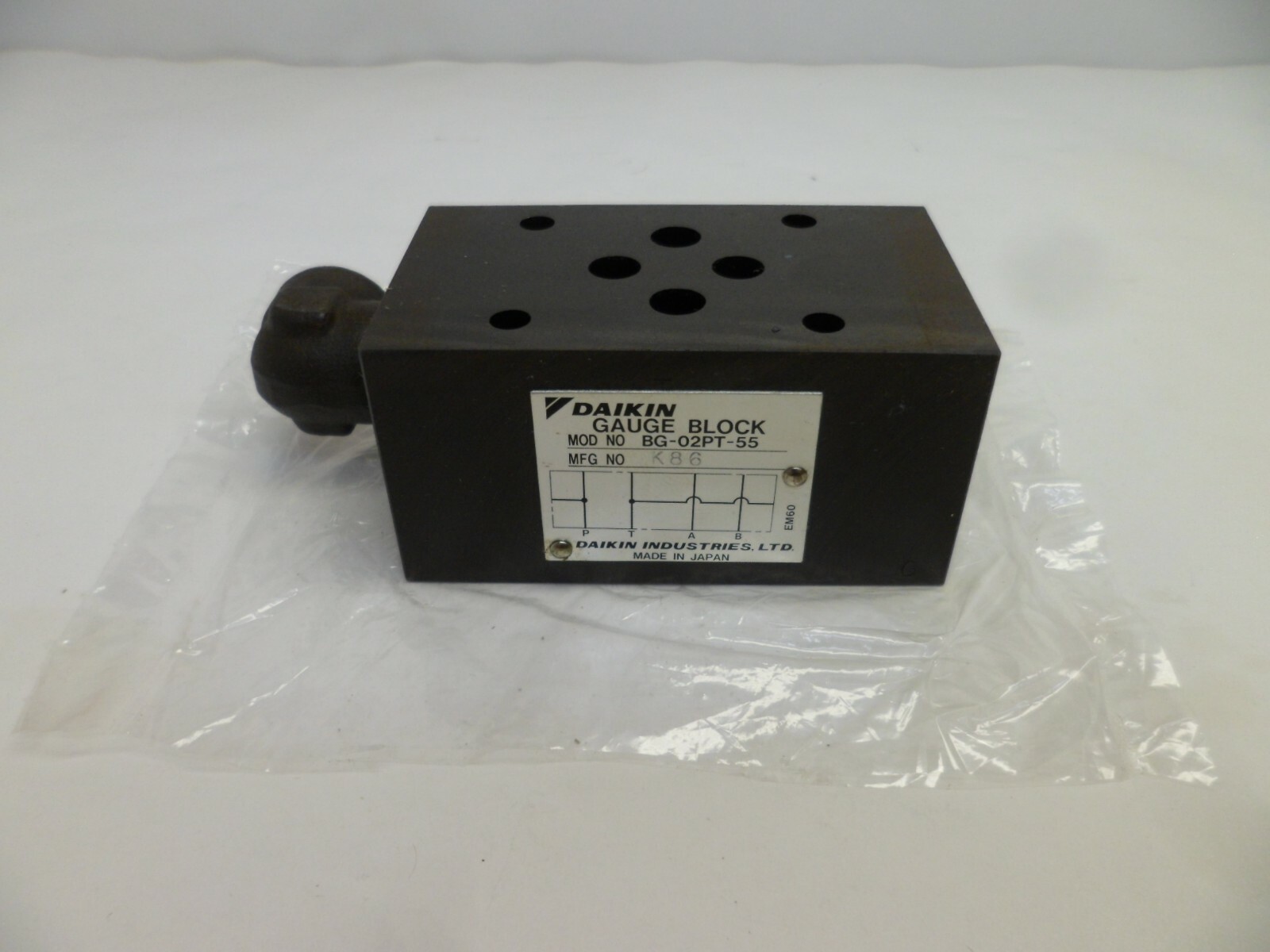 DAIKIN BG-02PT-55 HYDRAULIC GAUGE BLOCK STACKABLE | eBay