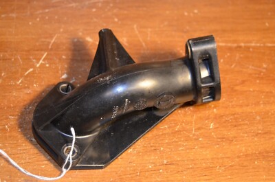 Briggs and Stratton Engine Manifold 690193 no vent | eBay