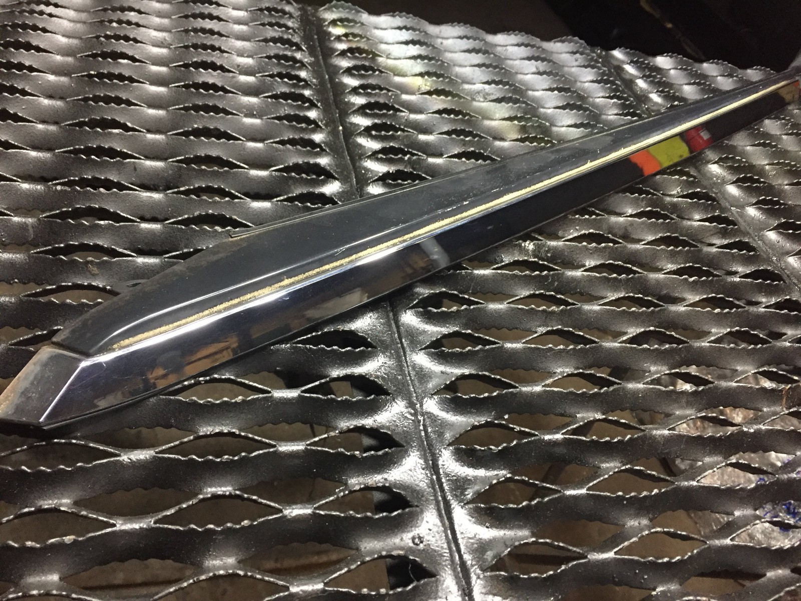 04 05 06 07 08 MAXIMA RIGHT PASS SIDE REAR BACK QUARTER PANEL TRIM ...