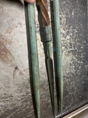 Weathervanes & Lightning Rods - Round Lightning