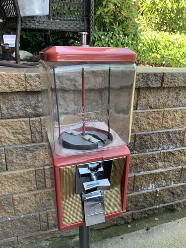 Vintage Northwestern 25 Cent Gum Ball Machine | eBay