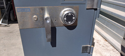 Fire Proof Safe, manufacturer: Meilink , Steel, Key & Combination Lock ...