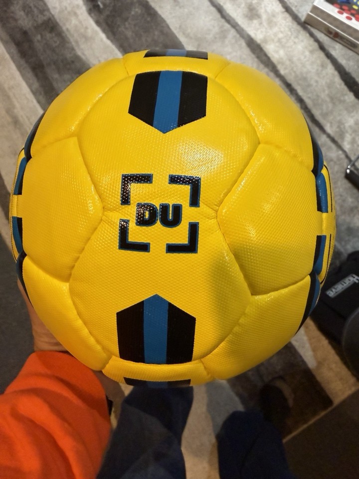 Dribble Up Smart Soccer Ball Size 4 App Enabled Youth Training Smart ...