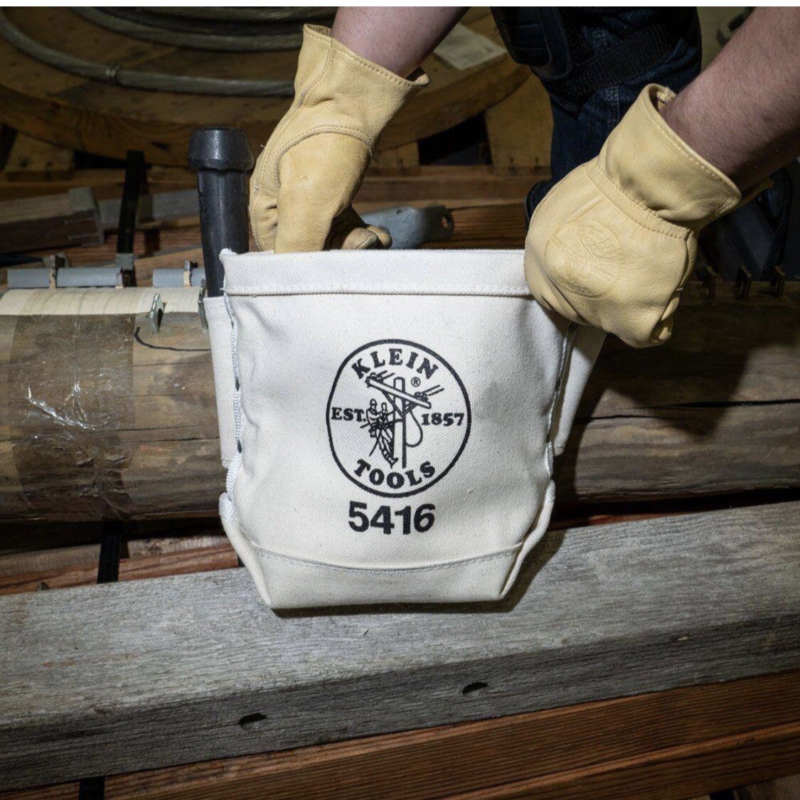 KLEIN TOOLS Multi Purpose Heavy Duty Canvas Nail/Hand Tool Belt Pouch ...