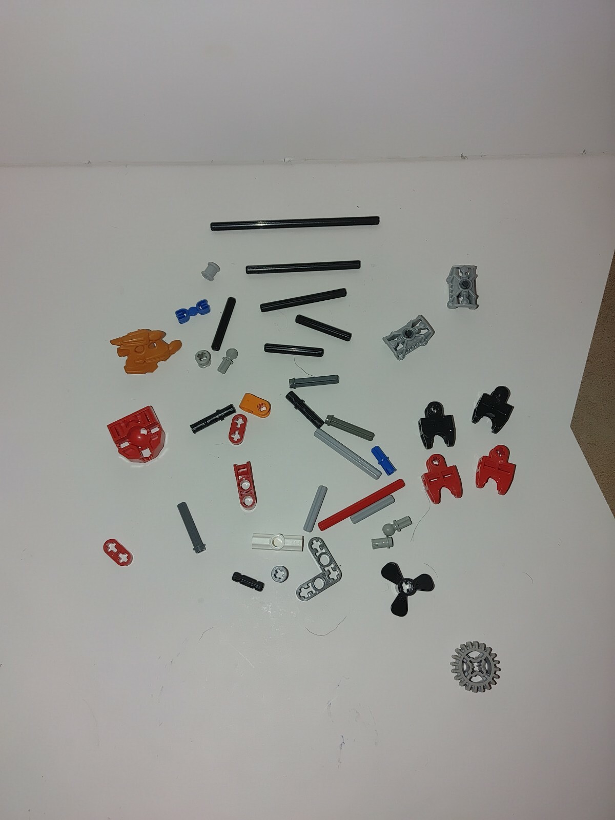 Huge Bionicle Parts Lot Over 130 Pieces | eBay