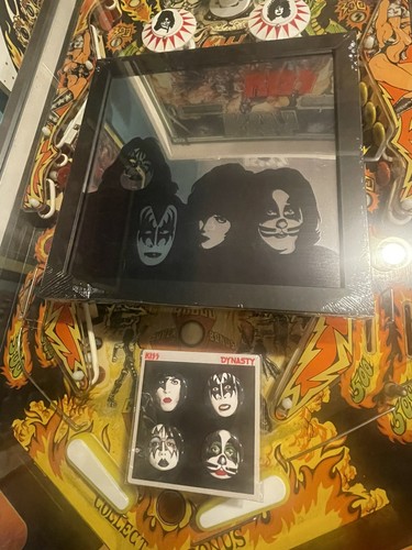 KISS OFFICIAL DYNASTY MIRROR Pin Set Button 45th Ann. Ed. 11 x 11 SOLD ...