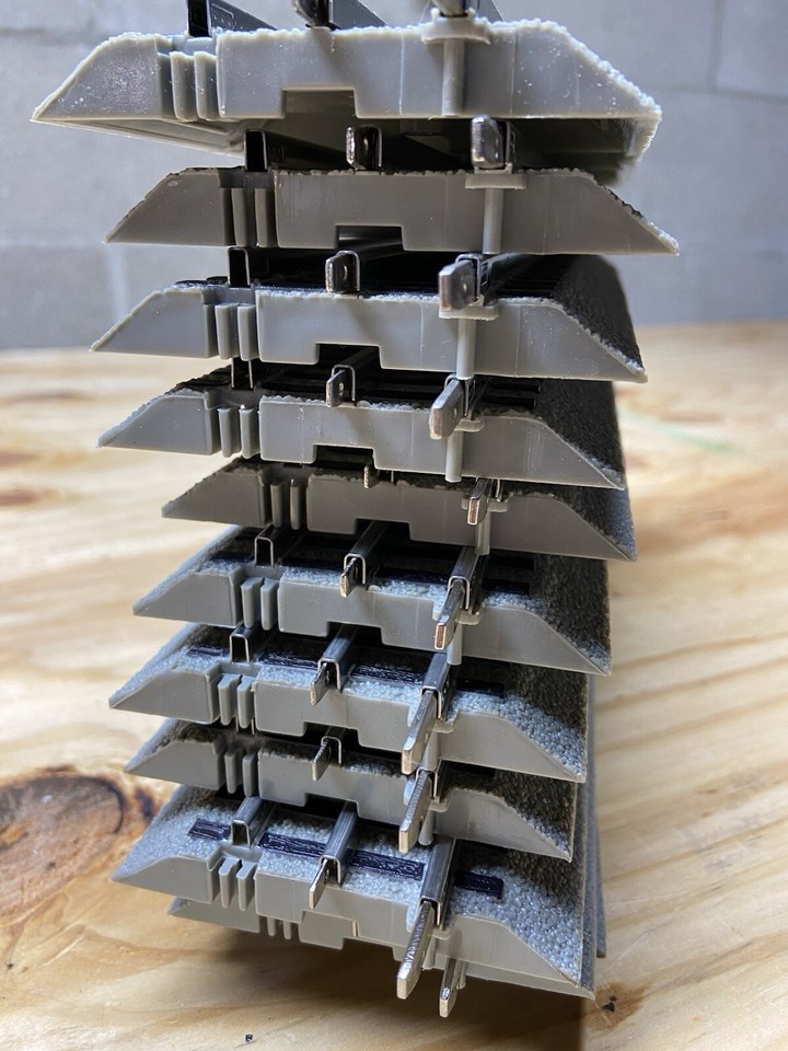 Lionel FasTrack 10' Straight Track Set of (11) 23922120144 | eBay