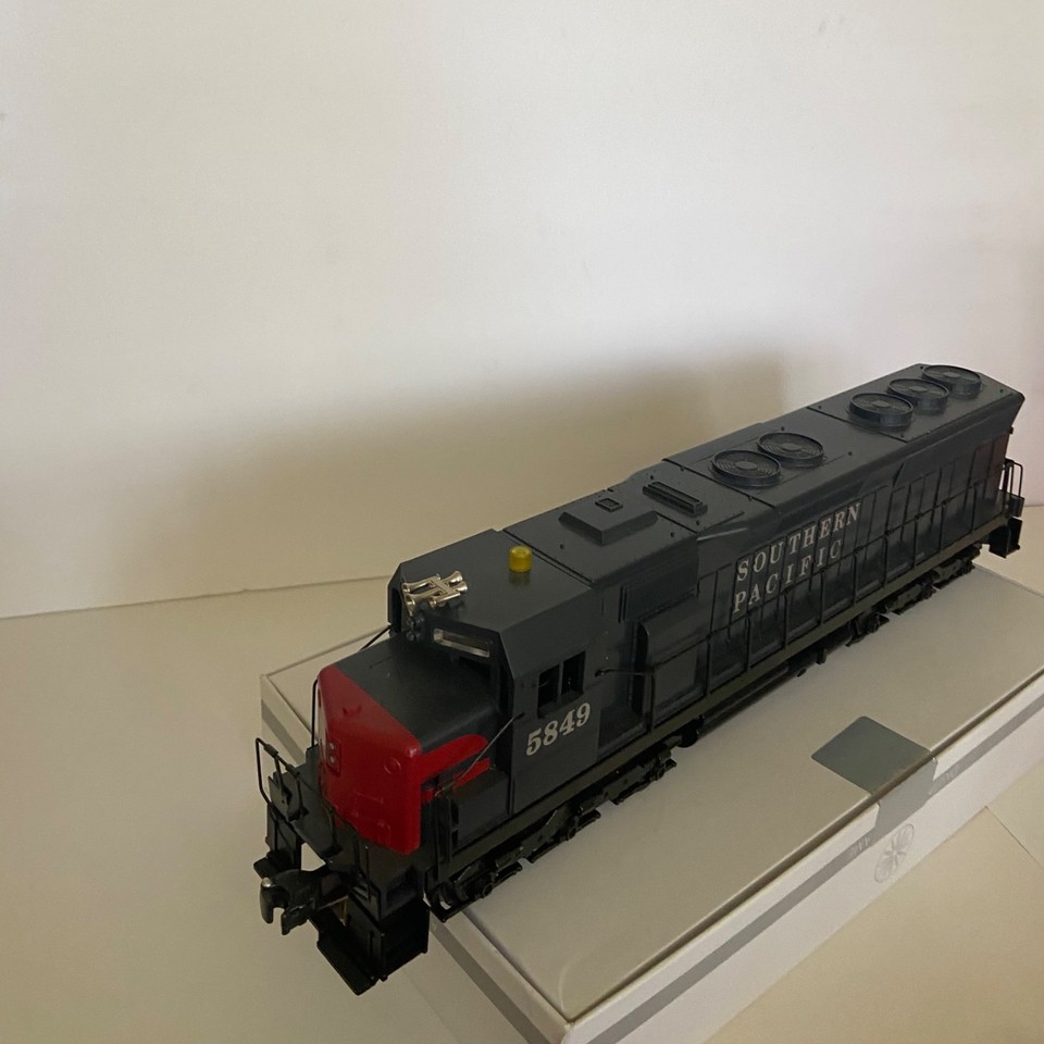 Model Train Southern Pacific Engine 5849 | eBay