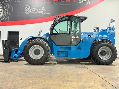 Forklifts - 15000 Lb