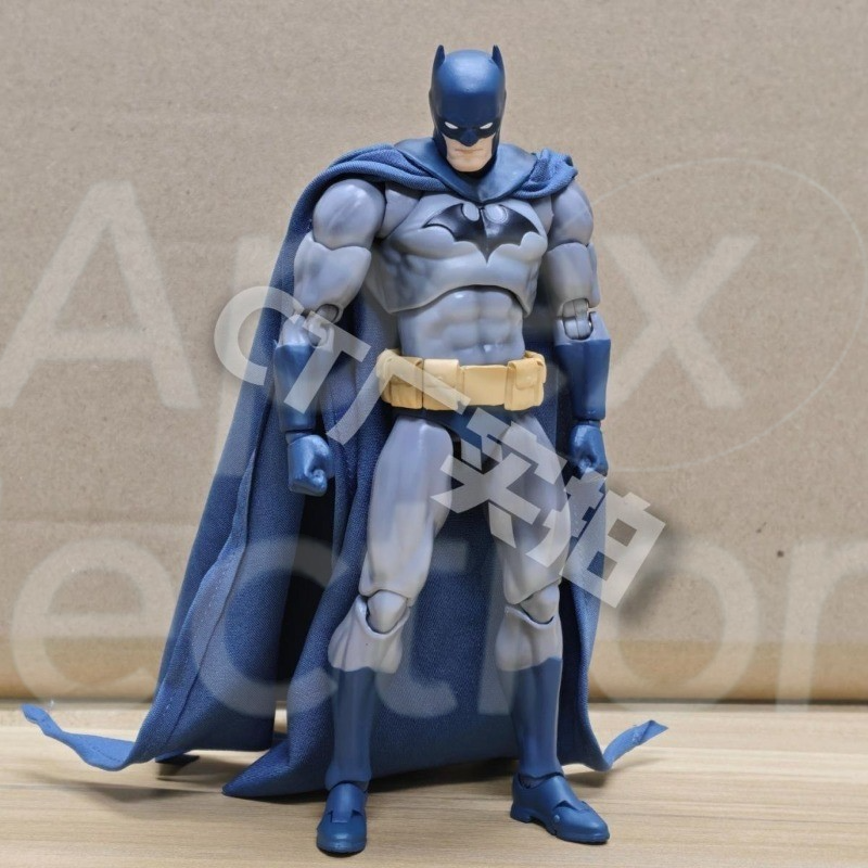 CT Toys Batman Mafex 105 Blue Hush Batman DC Movie Action Figure ...