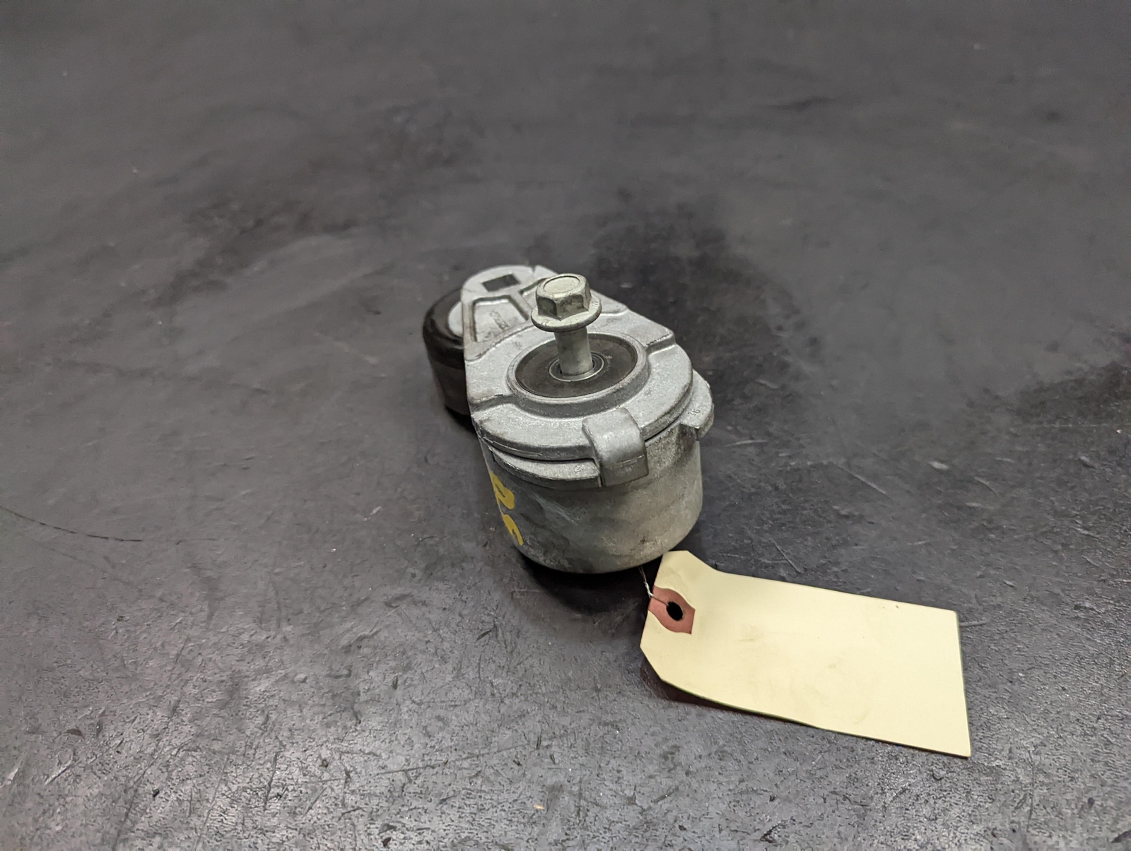 Engine Belt Tensioner 6.2L 2019 GMC YUKON XL 12670574 2015 2016 2017 ...