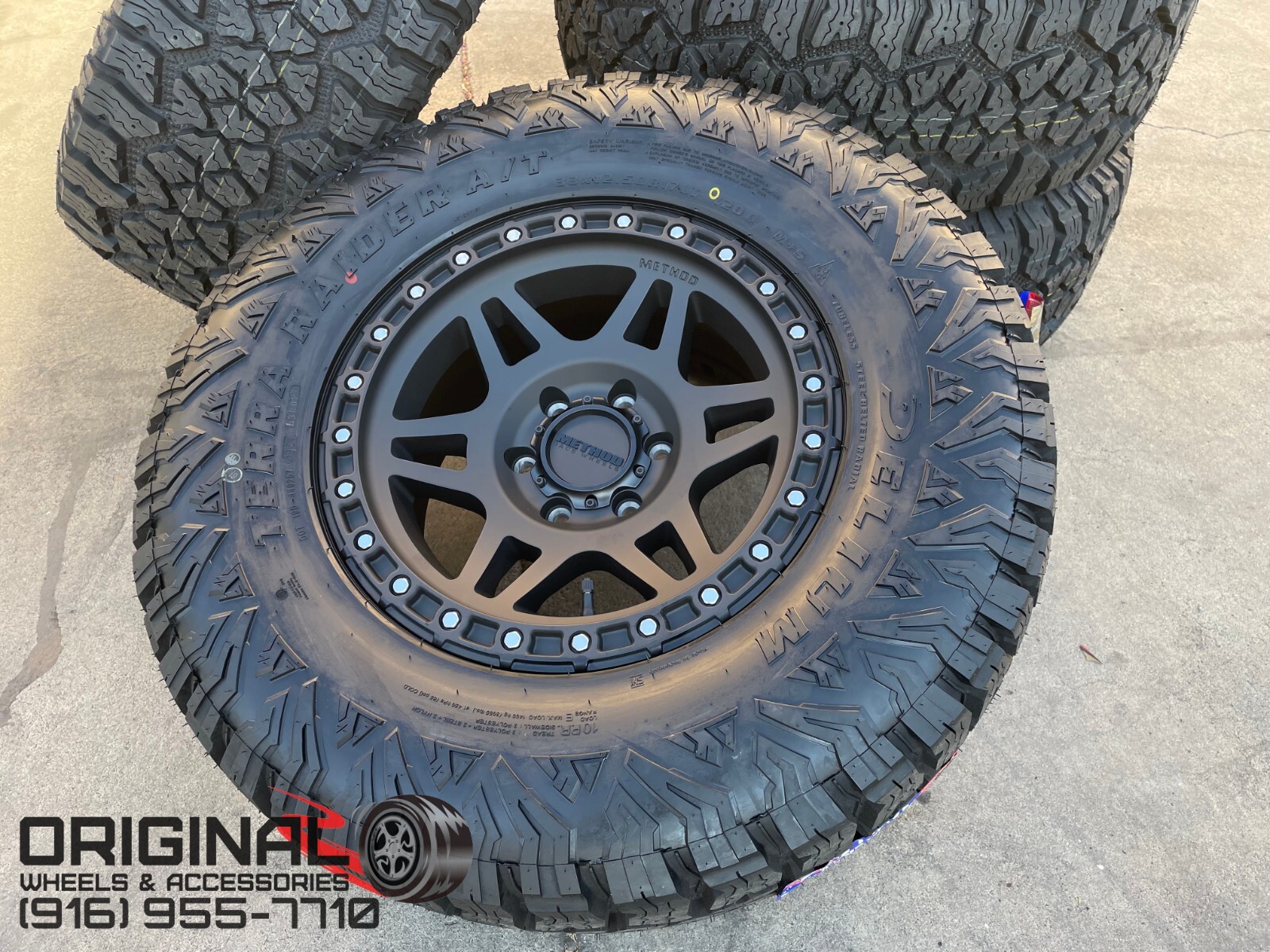 37" Method MR312 Wheels Tires 5x127 Rims Jeep Wrangler Gladiator 5x5 JK ...