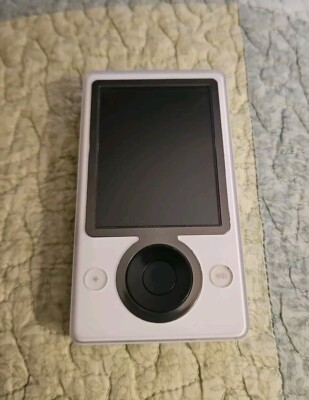 Microsoft Zune Model 1090 White 30GB | eBay