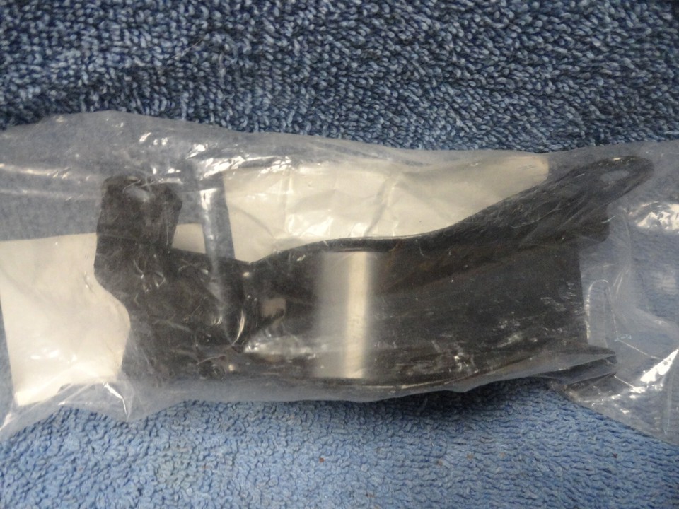 2022 mitsubishi eclipse cross 6400L130 R.F. bumper,lower bracket | eBay