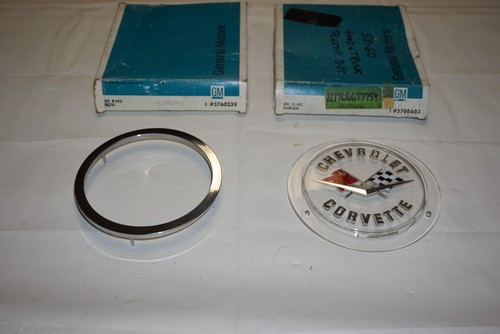 1958-1961 C1 Corvette Emblem & Chrome Bezel Front/Rear GM NOS 3796462 / ...