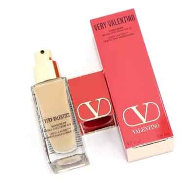 Valentino Very Valentino Light-Lasting SPF 26 Foundation ~MA 4~ Full ...